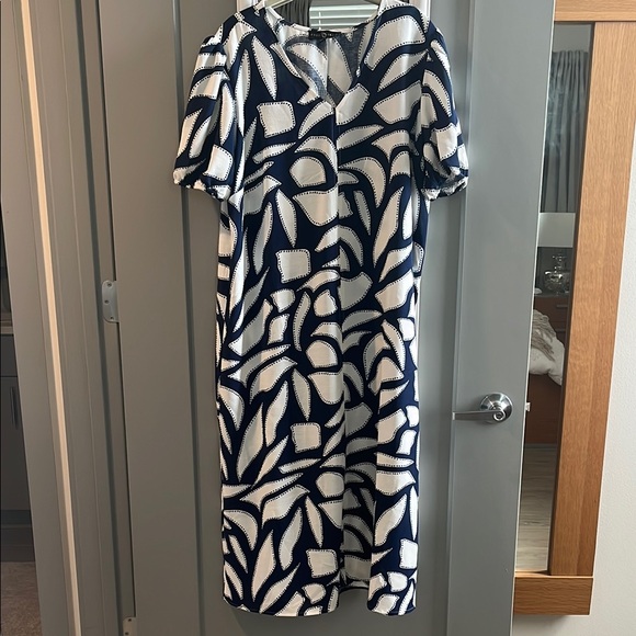 Fred David | Dresses | Fred David Blue And White Puff Sleeve Sheath ...